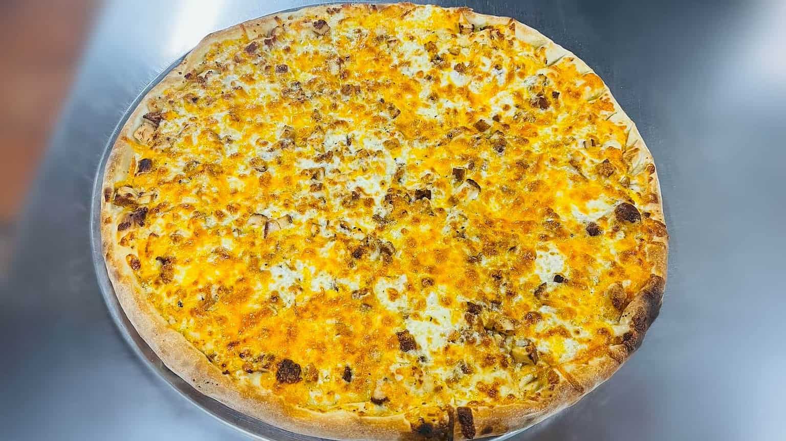 BUFFALO CHICKEN PIZZA - Woodbridge Pizza